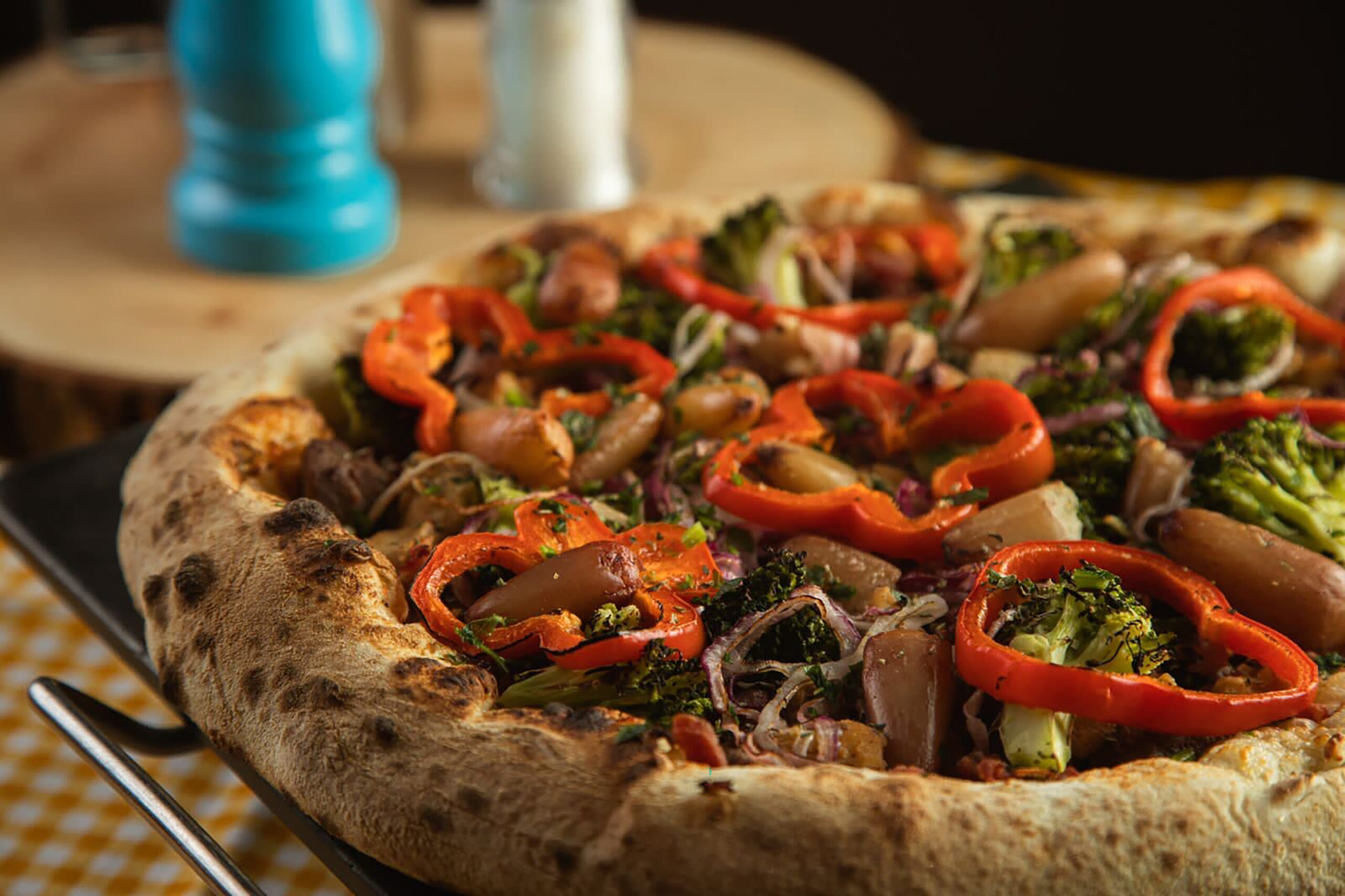 Confira a receita de três pizzas com pinhão para servir nas festas ...