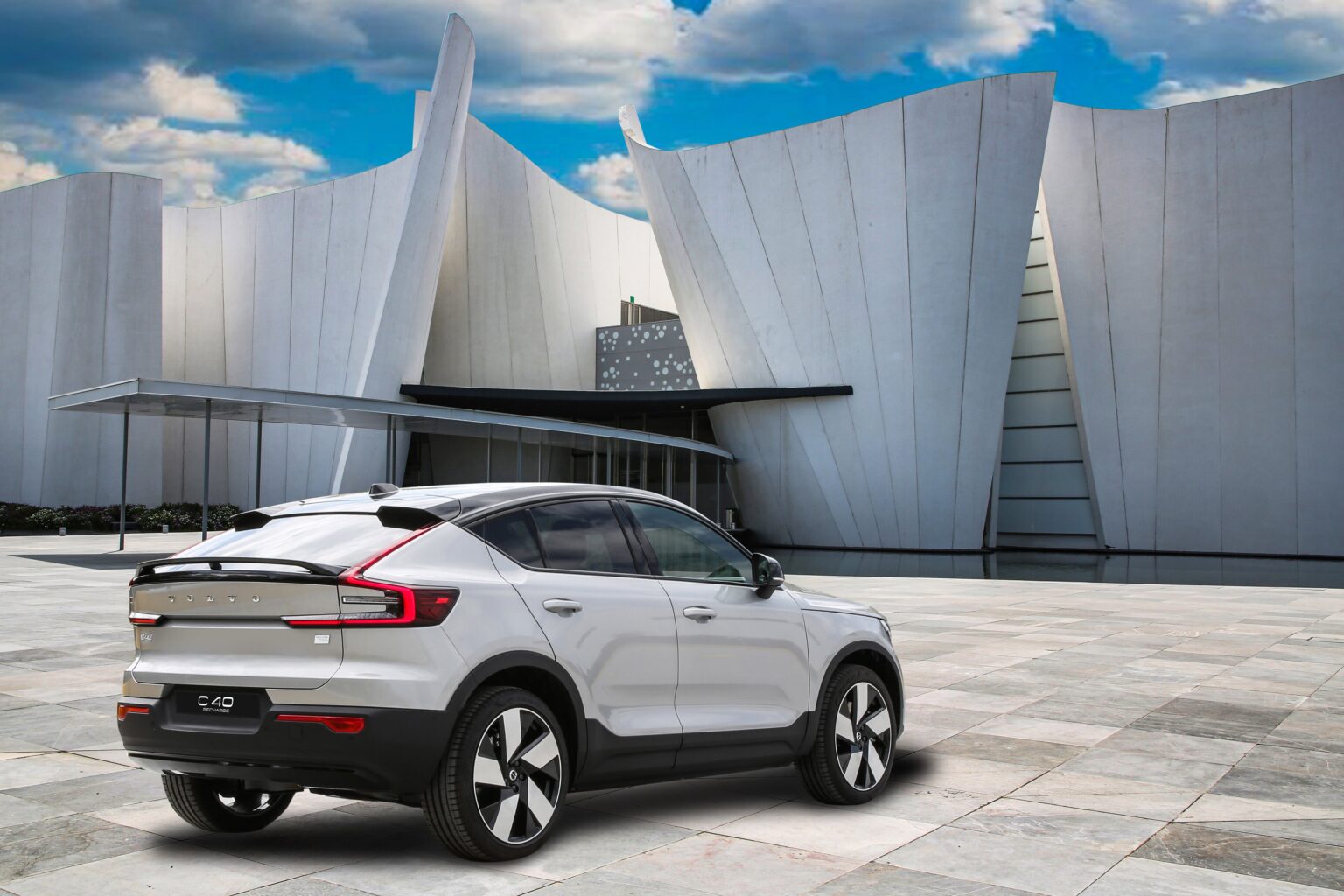 Test Drive: Volvo C40 é um SUV elétrico com motor ágil e muita ...