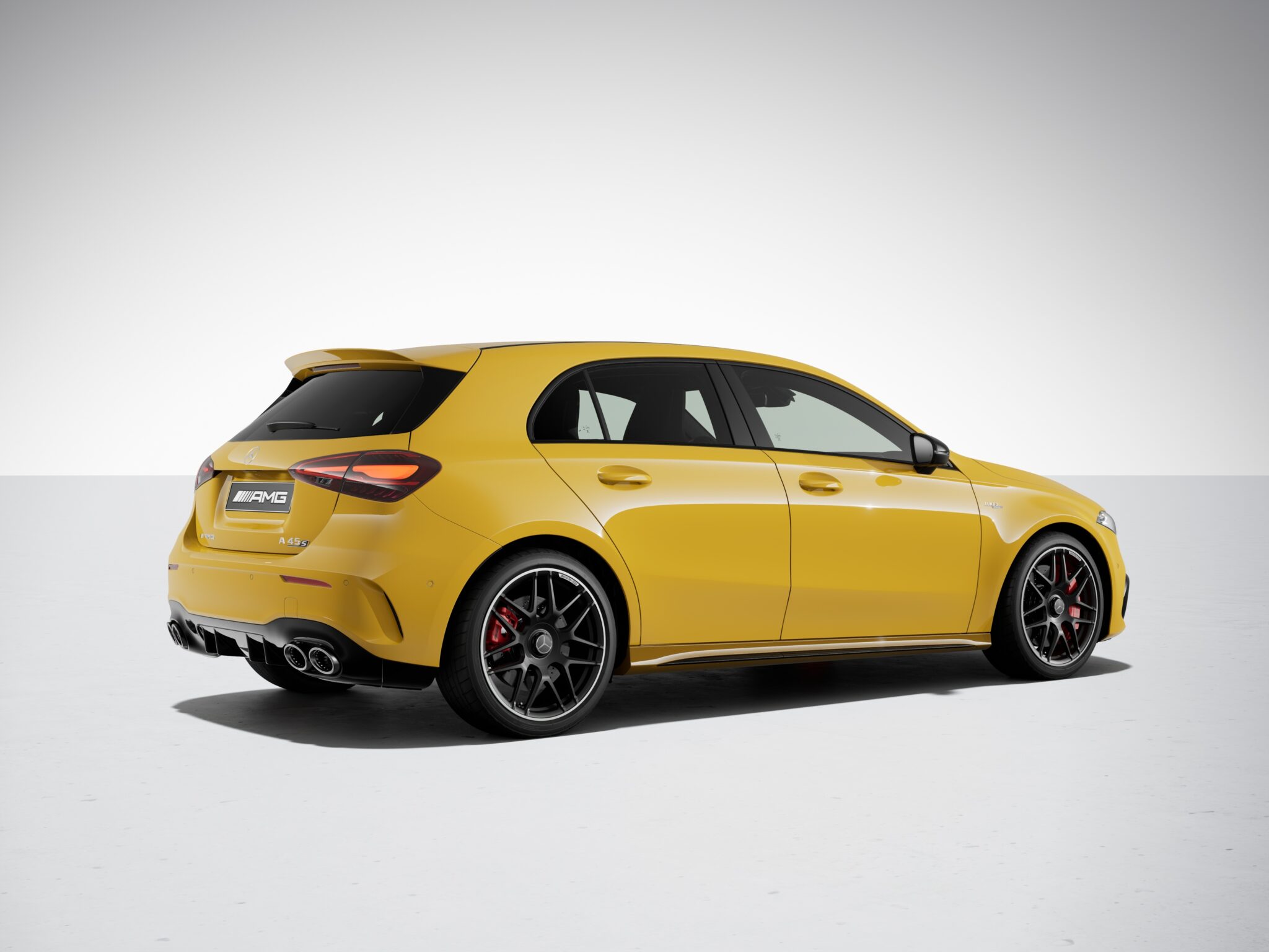 Mercedes-AMG expande a experiência em luxo de alta performance no ...